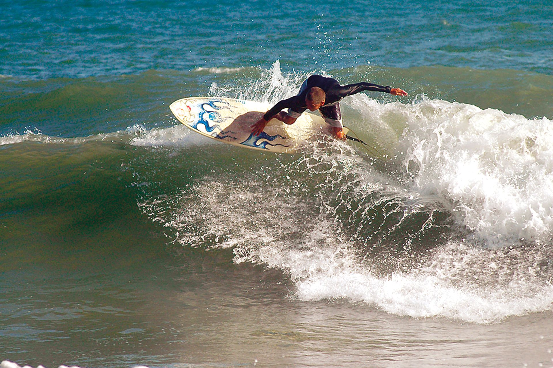 Fido Point Surf Guide (Caracas , Venezuela) – Wave Info & Tips ...