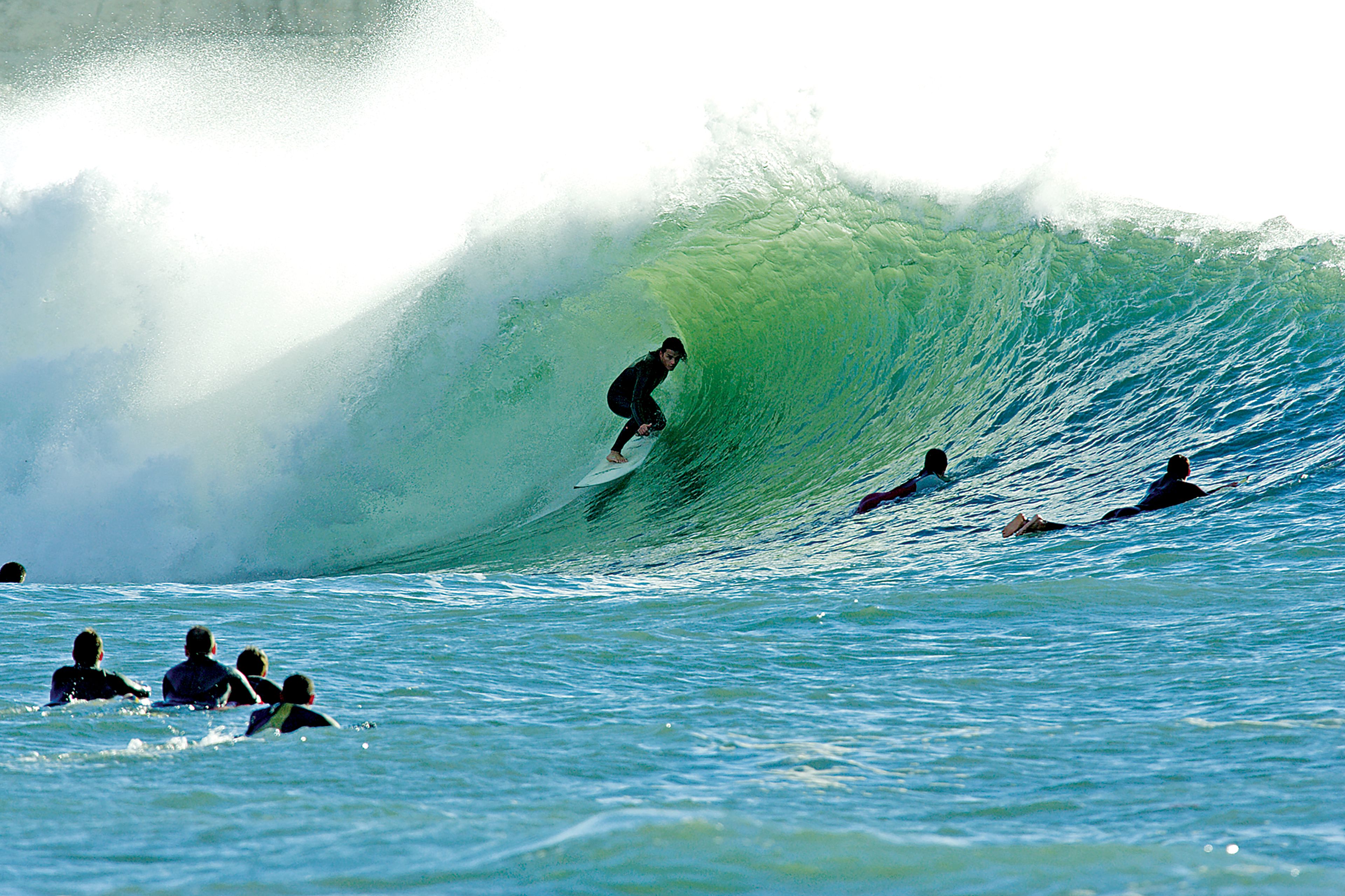 Surfing in France – Guide to Best Surf Spots & Seasons | Stormrider ...