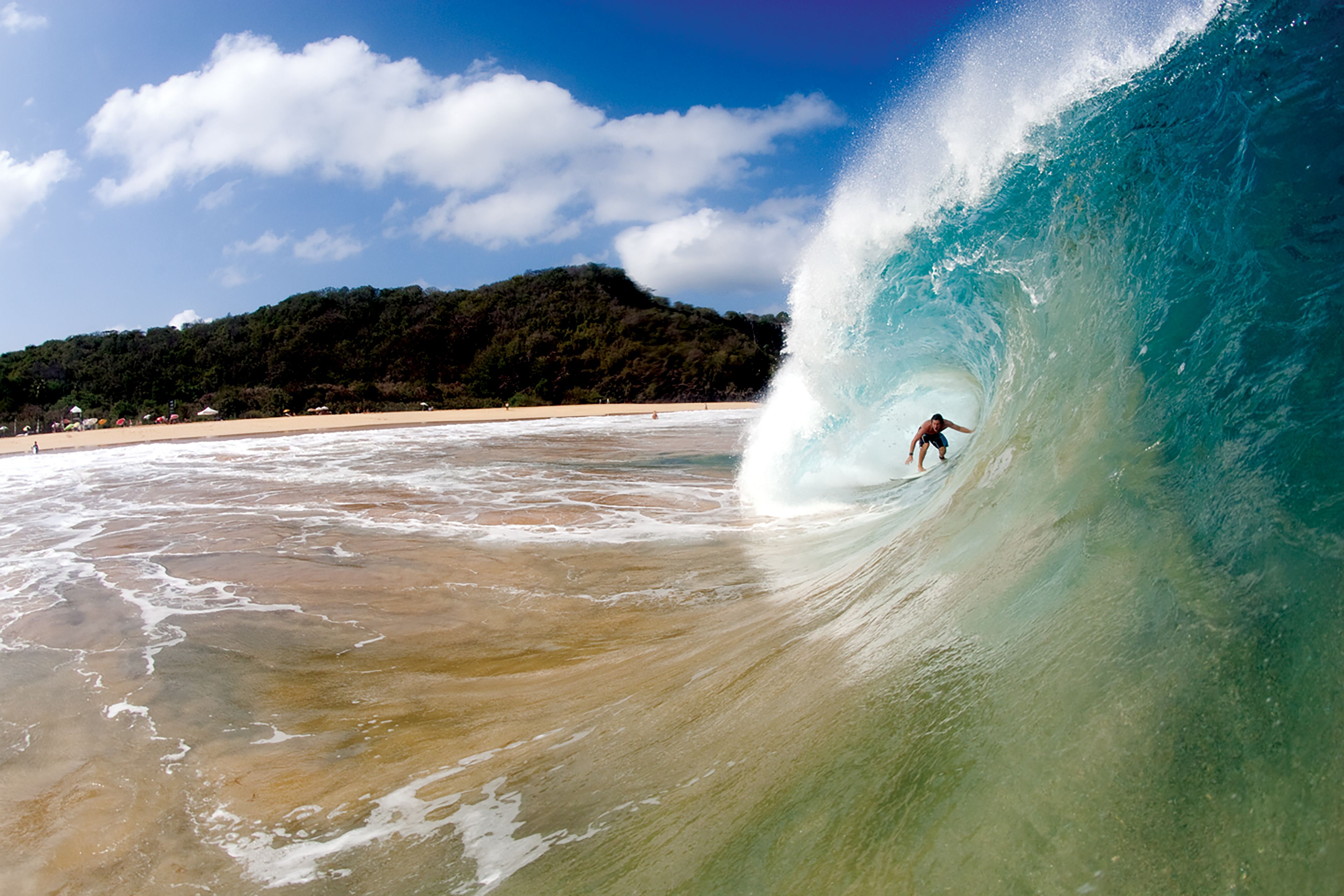 Conceição Surf Guide (Fernando do Noronha, Brazil) – Wave Info & Tips ...