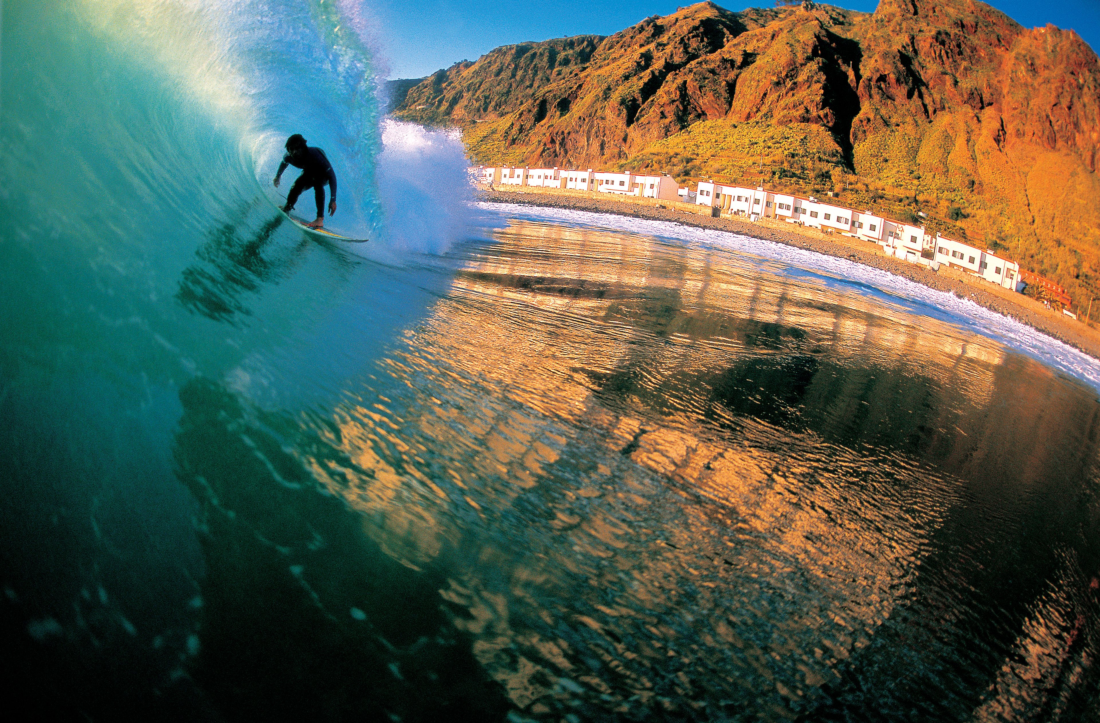 Paul do Mar Surf Guide (Madeira, Madeira) – Wave Info & Tips ...