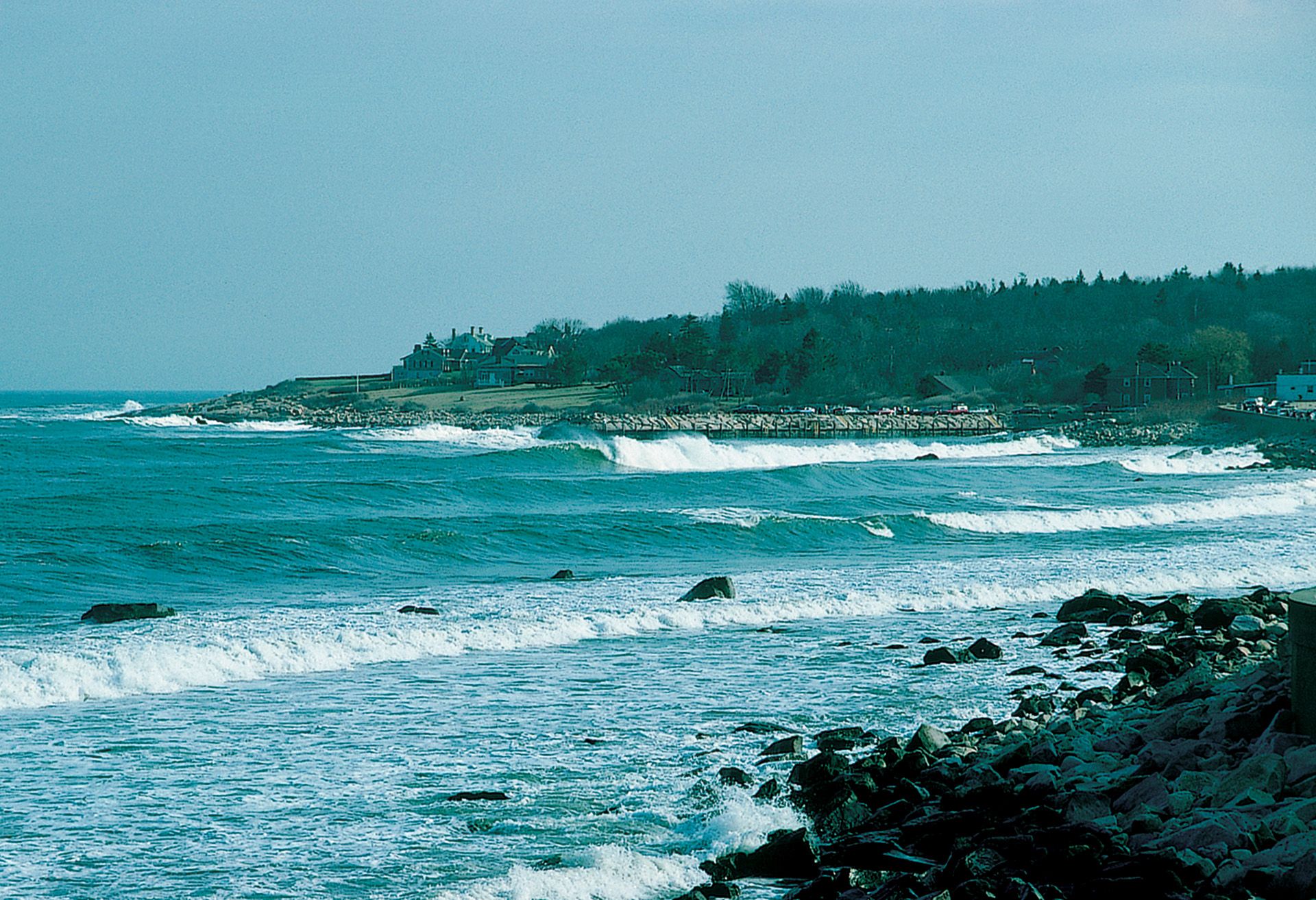 Narragansett Beach Surf Guide (Rhode Island, USA, Rhode Island, USA ...