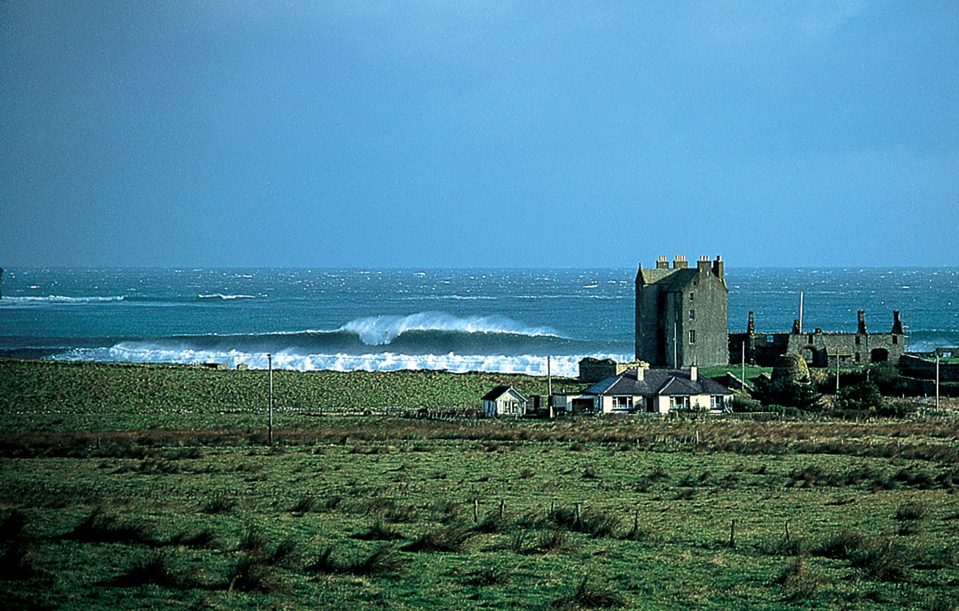 Sinclairs Bay Surf Guide (Caithness, Scotland) – Wave Info & Tips ...