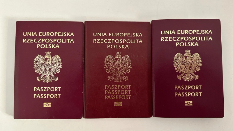 Jak wyrobić i ile kosztuje paszport? Krótki przewodnik