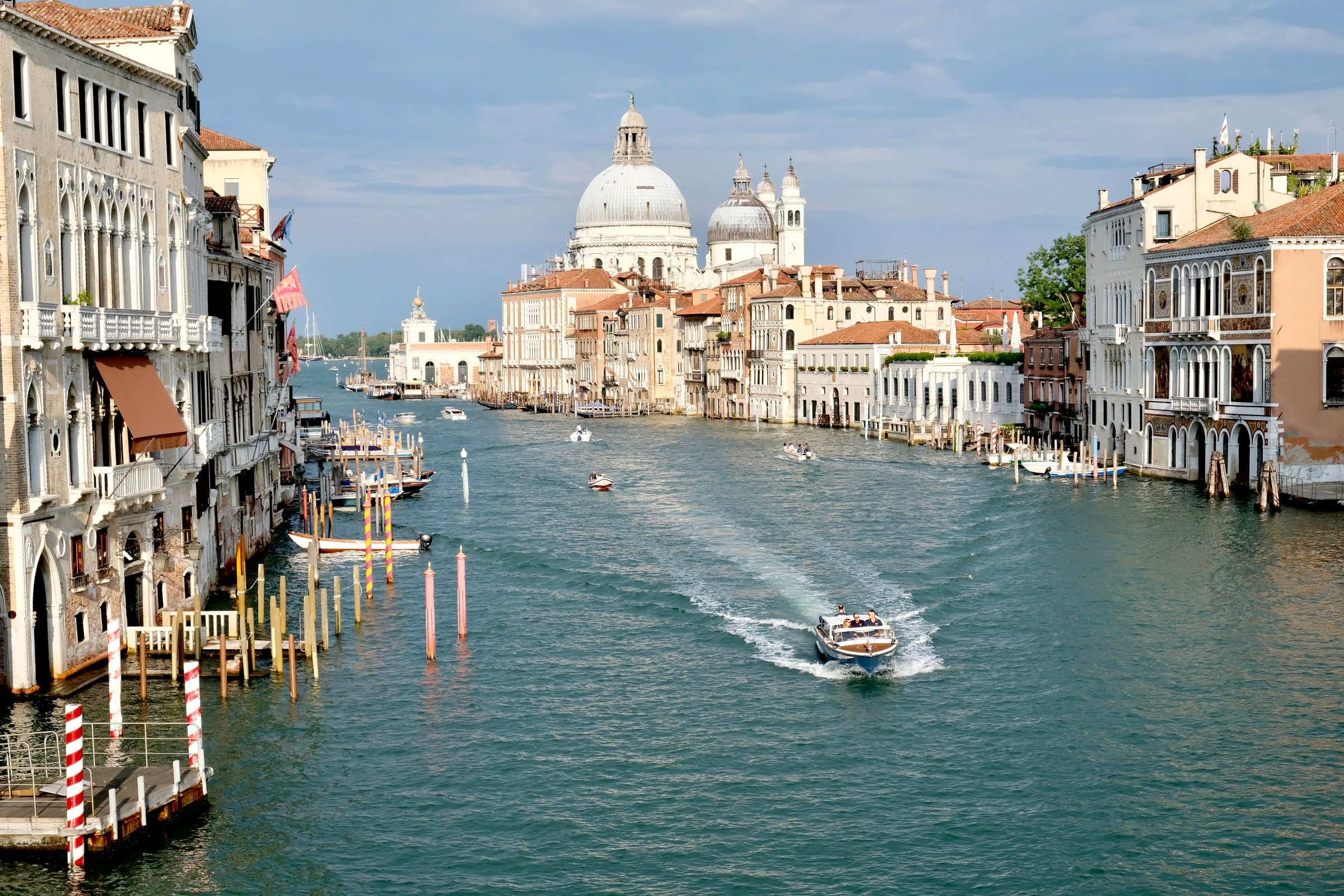 ATMs in Italy: Fees, Cards & Getting Cash in Italy