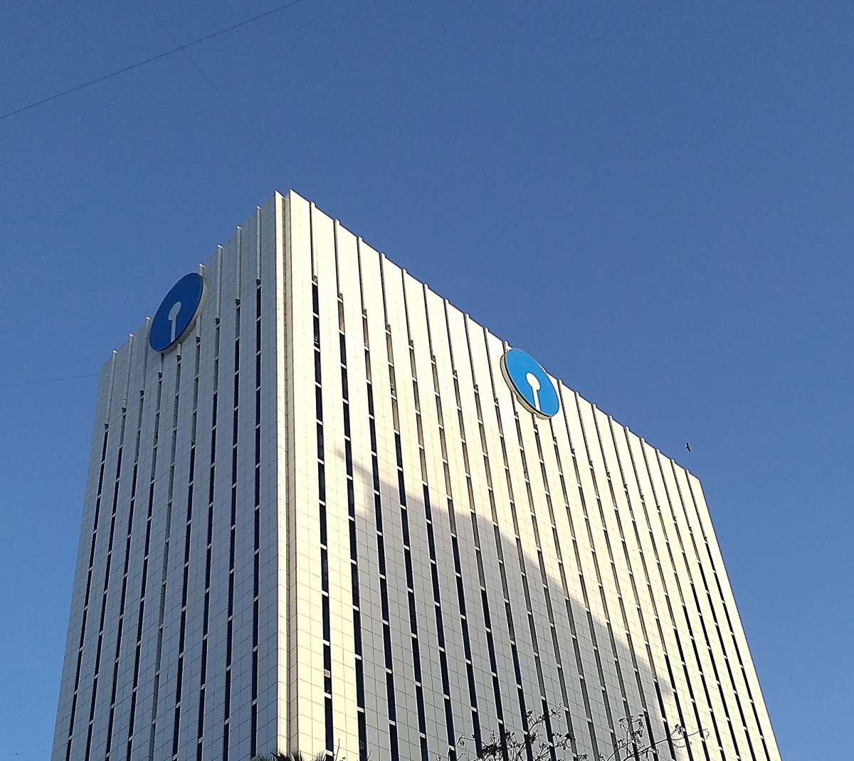 Halifax International Transfers: Fees, Rates, and Alternatives