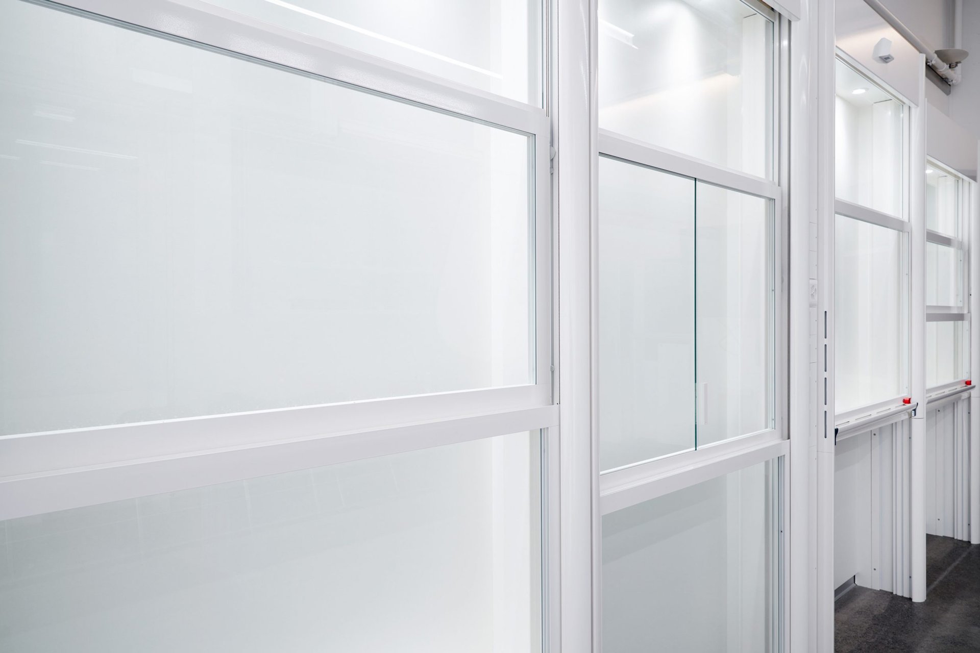 Fume Hood Sashes from Wobatech