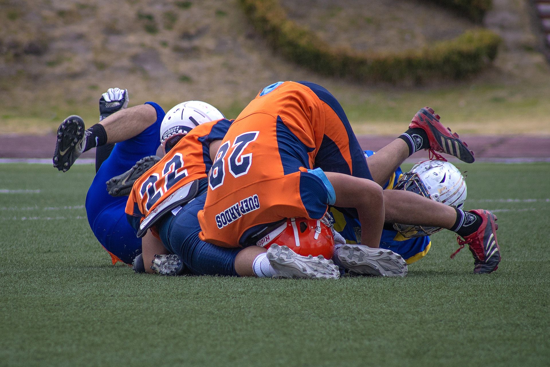 Professional Athletes and Brain Health: Protecting Our Sports Heroes ...