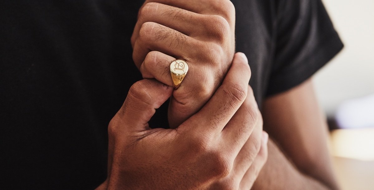 Signet Rings | American Swiss | Fine Jeweller Since 1896