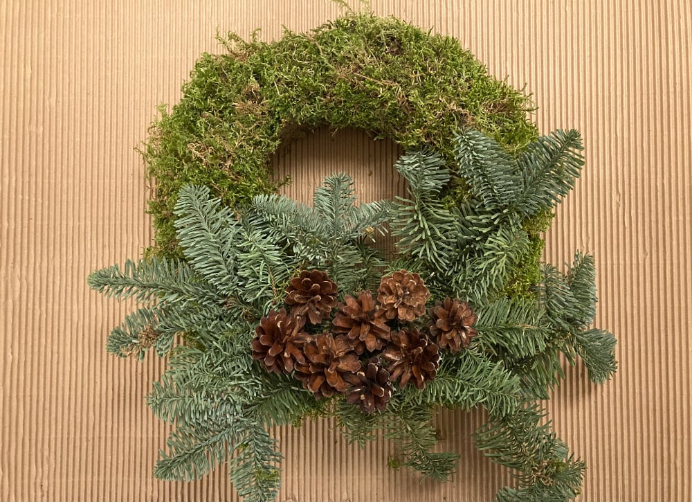 Slik lager du din egen gravkrans | Memodo