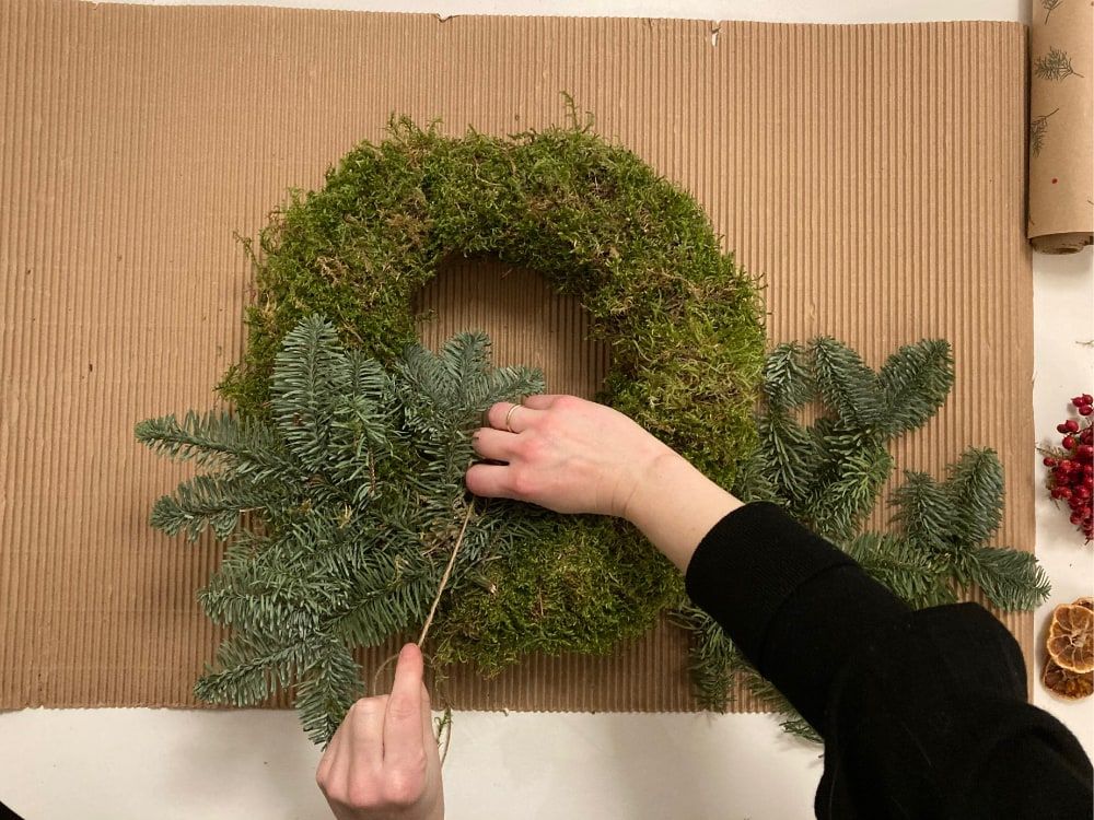 Slik lager du din egen gravkrans | Memodo