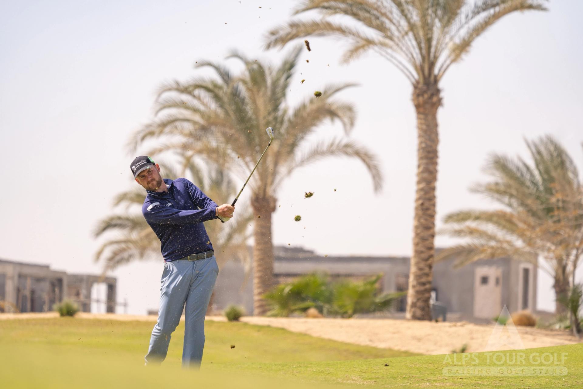 Davey Porsius and Issa Abou El Ela (am) lead after round 2 at the Red ...