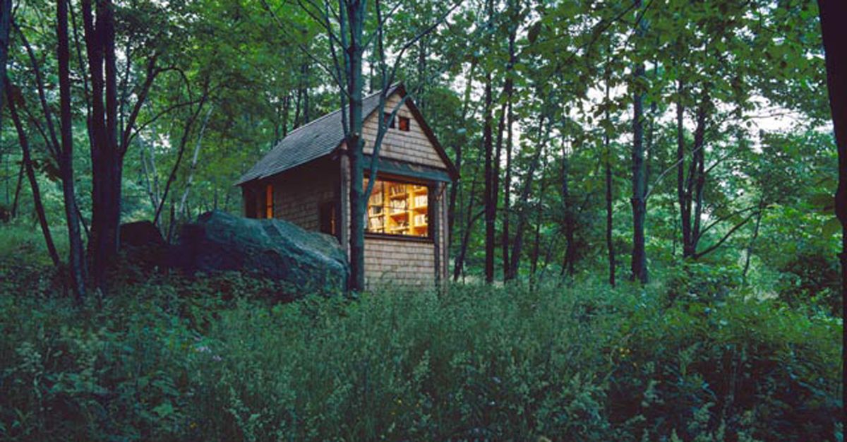 Where writers write: Photos of famous writers’ writing rooms