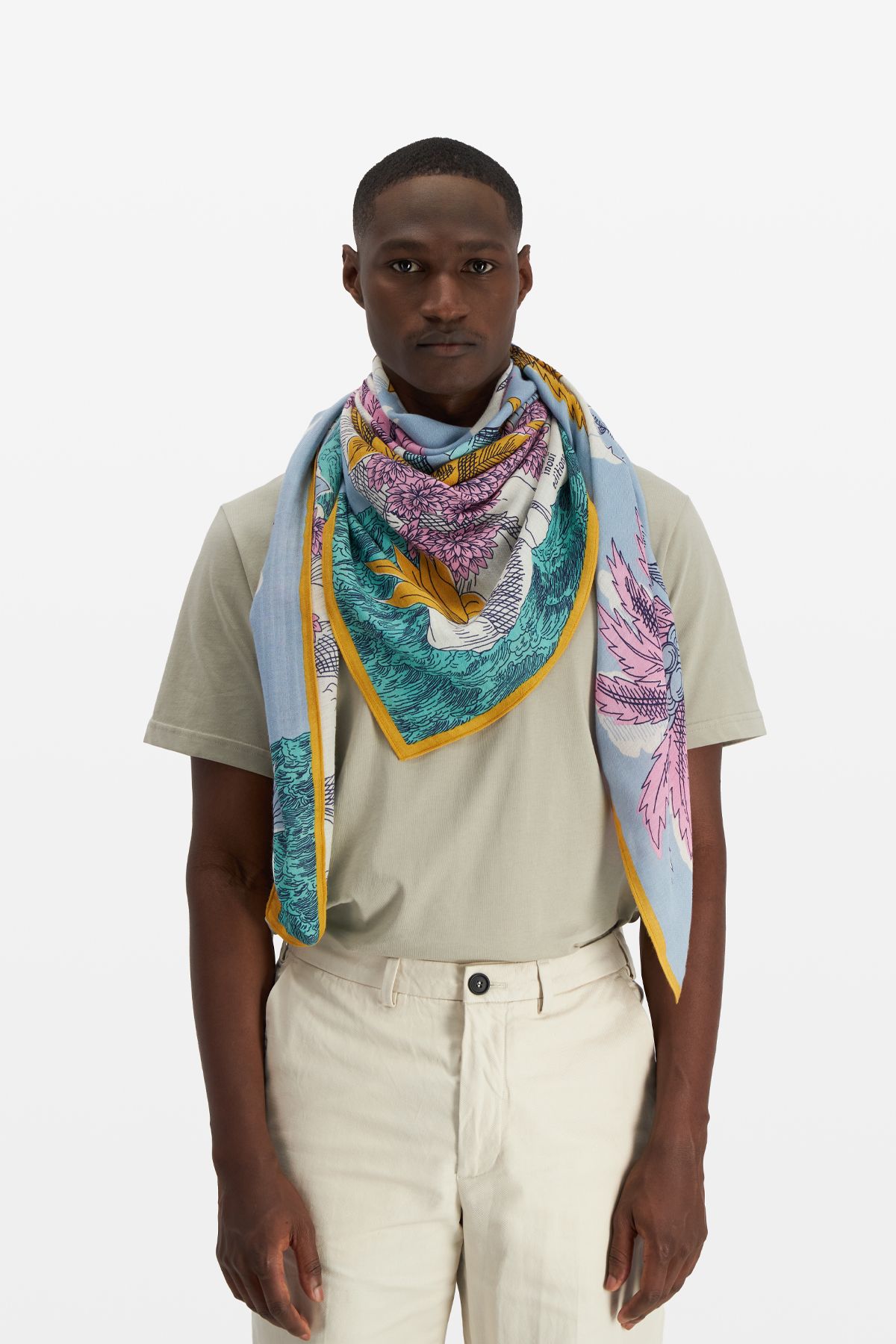 Square scarves — Inoui Editions