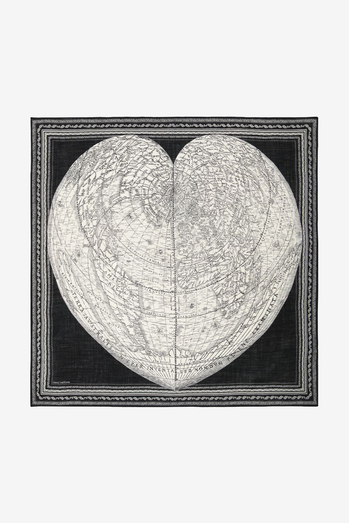 Square scarves — Inoui Editions