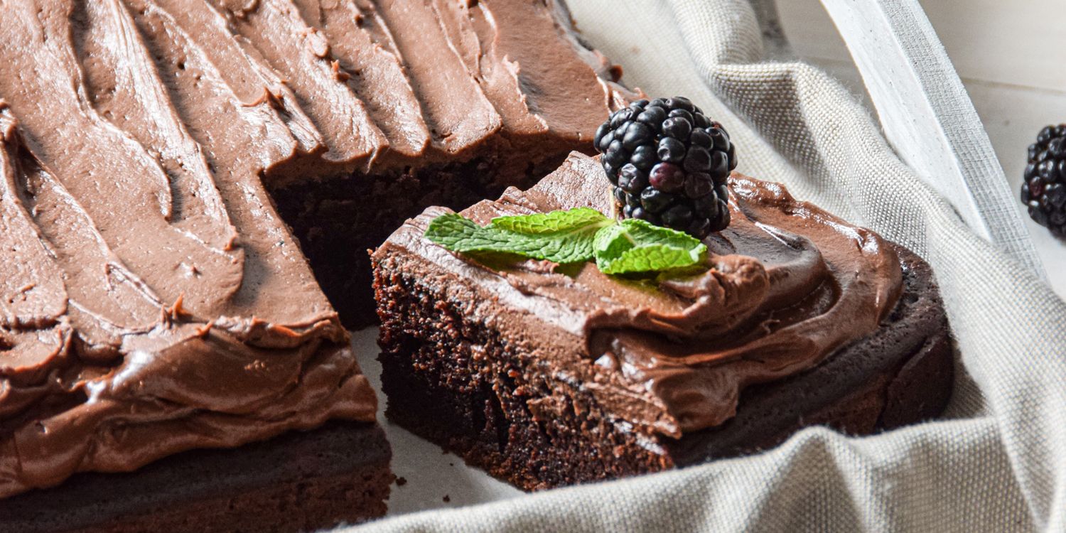 Chocolate sheet cake | PoLa Baker - Sweet Artist & Food Photographer