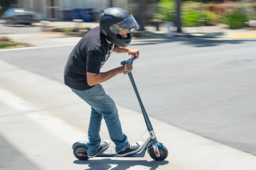 Top Speed and Range: Understanding the Limits of Electric Scooters