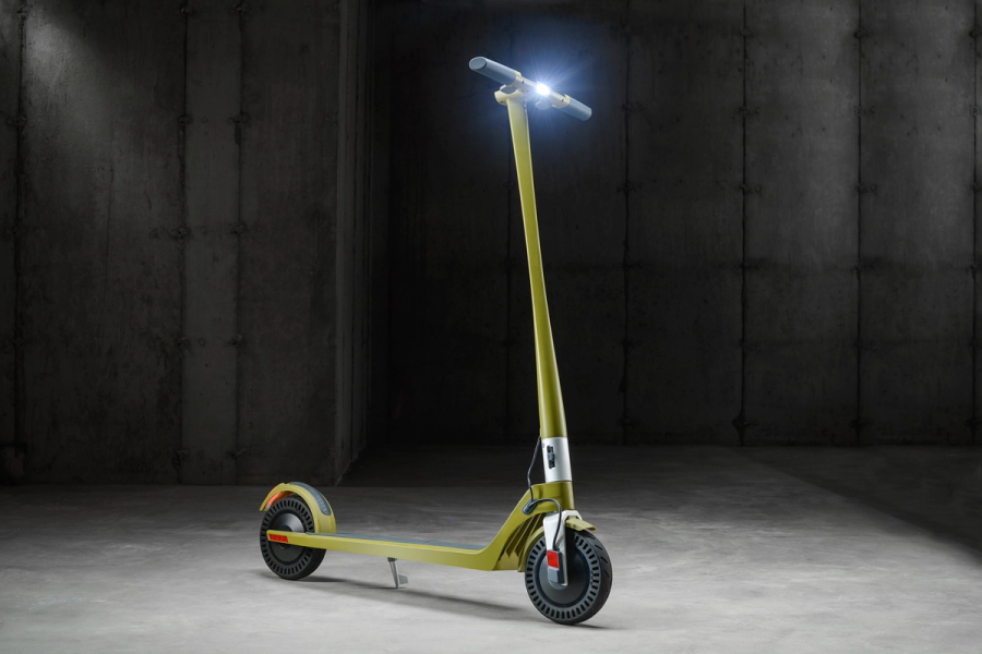 Our Guide to Electric Scooter Lights