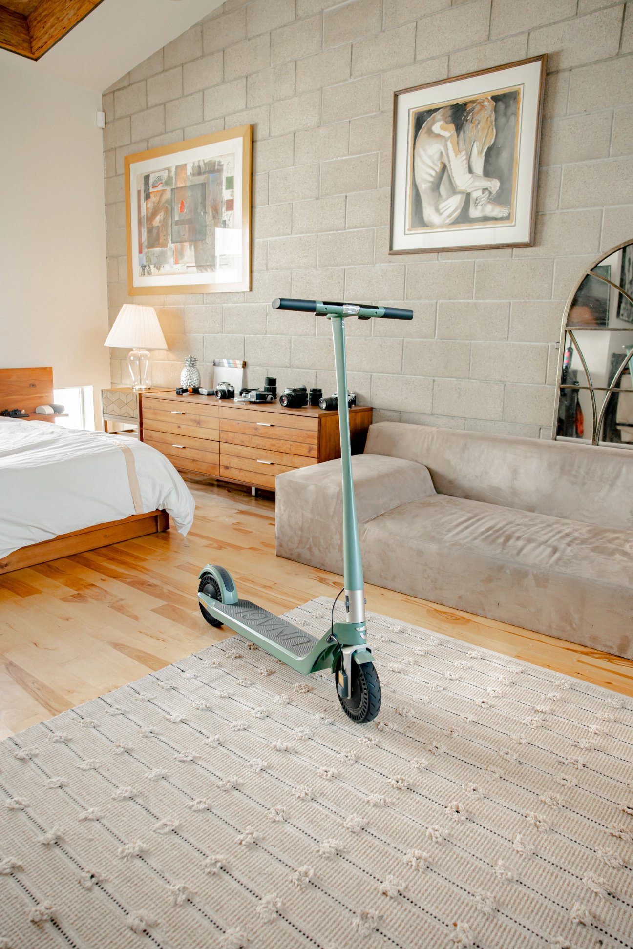 Introducing the Unagi Model One Voyager