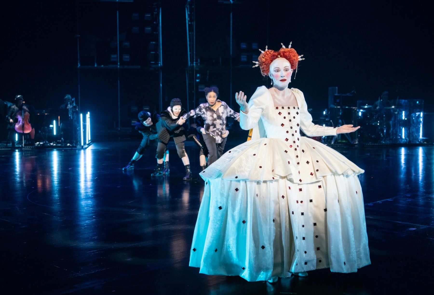 Å velge sine eksempler med omhu – Scenekunst