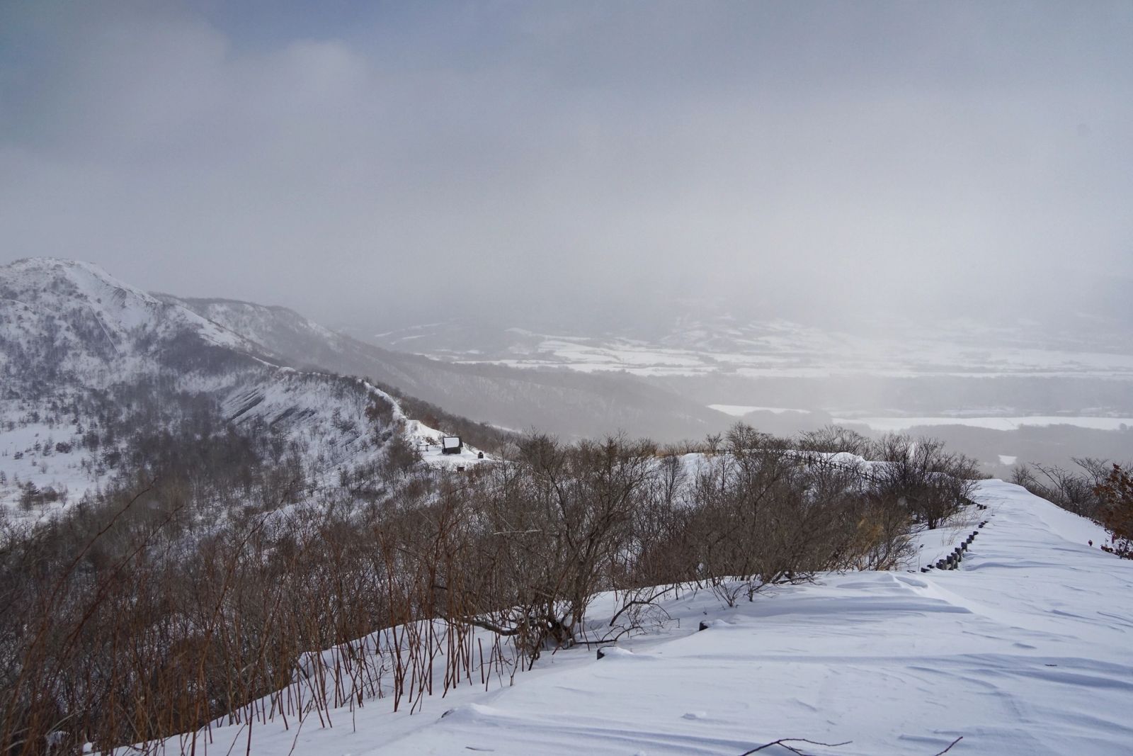 Shikotsu–Toya 6 Day Winter Hiking Tour - Adventure Hokkaido