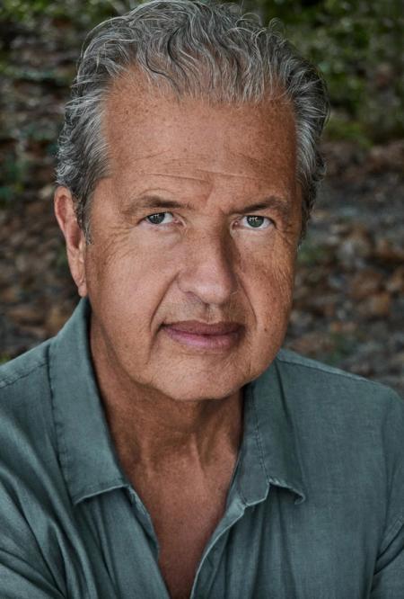 Mario Testino Biography | Mario Testino