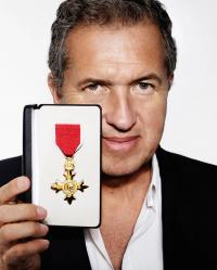 Mario Testino Biography | Mario Testino