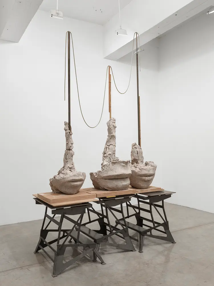 Mark Manders - Modern Art