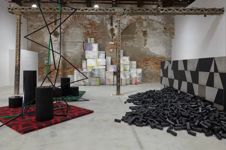 ‘Eva Rothschild’ - Modern Art