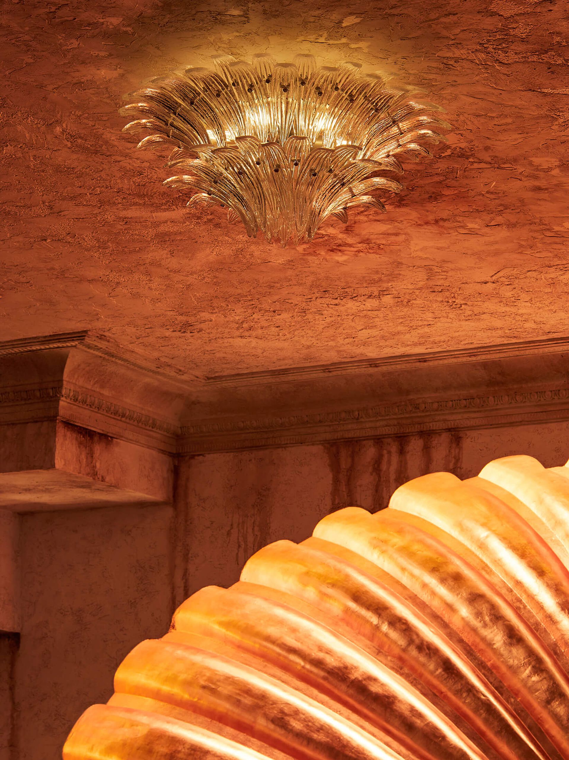 Lou Lou's Club and Ballroom