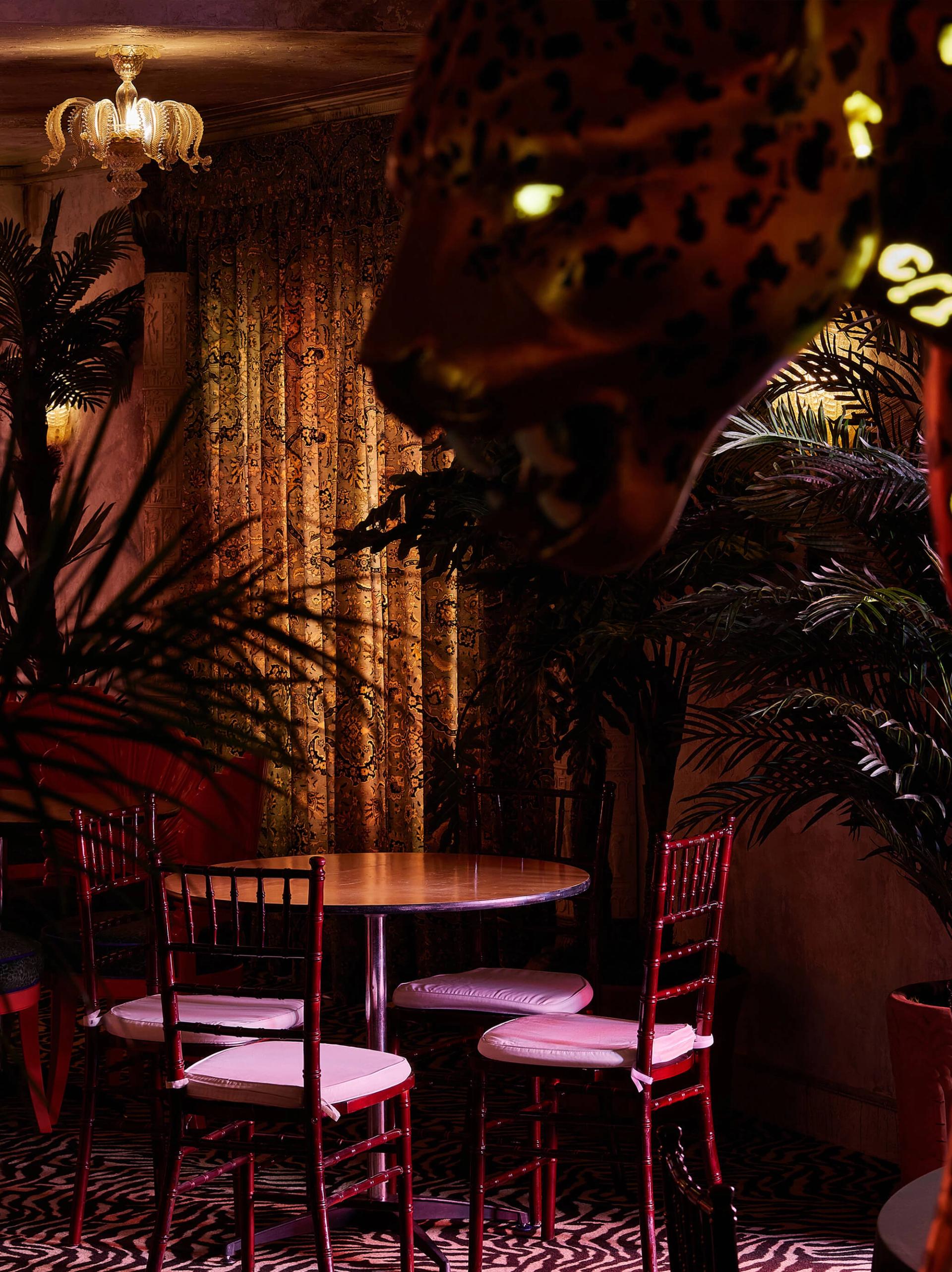 Lou Lou's Club and Ballroom