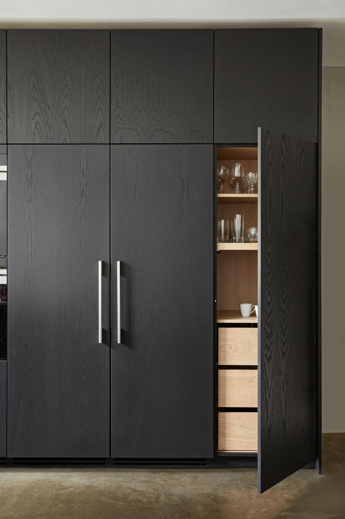 Sola Kitchens | Internal Solutions - Larders & Workstations