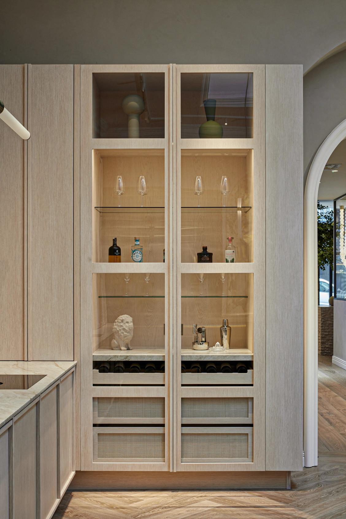 Sola Kitchens | Internal Solutions - Larders & Workstations