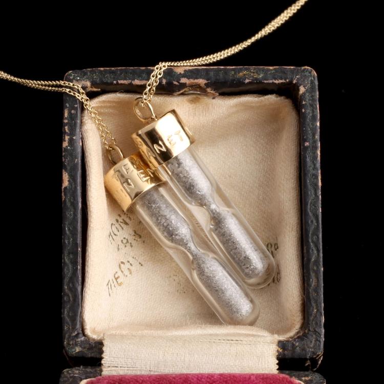 Diamond Dust Hourglass Necklace — Erica Weiner
