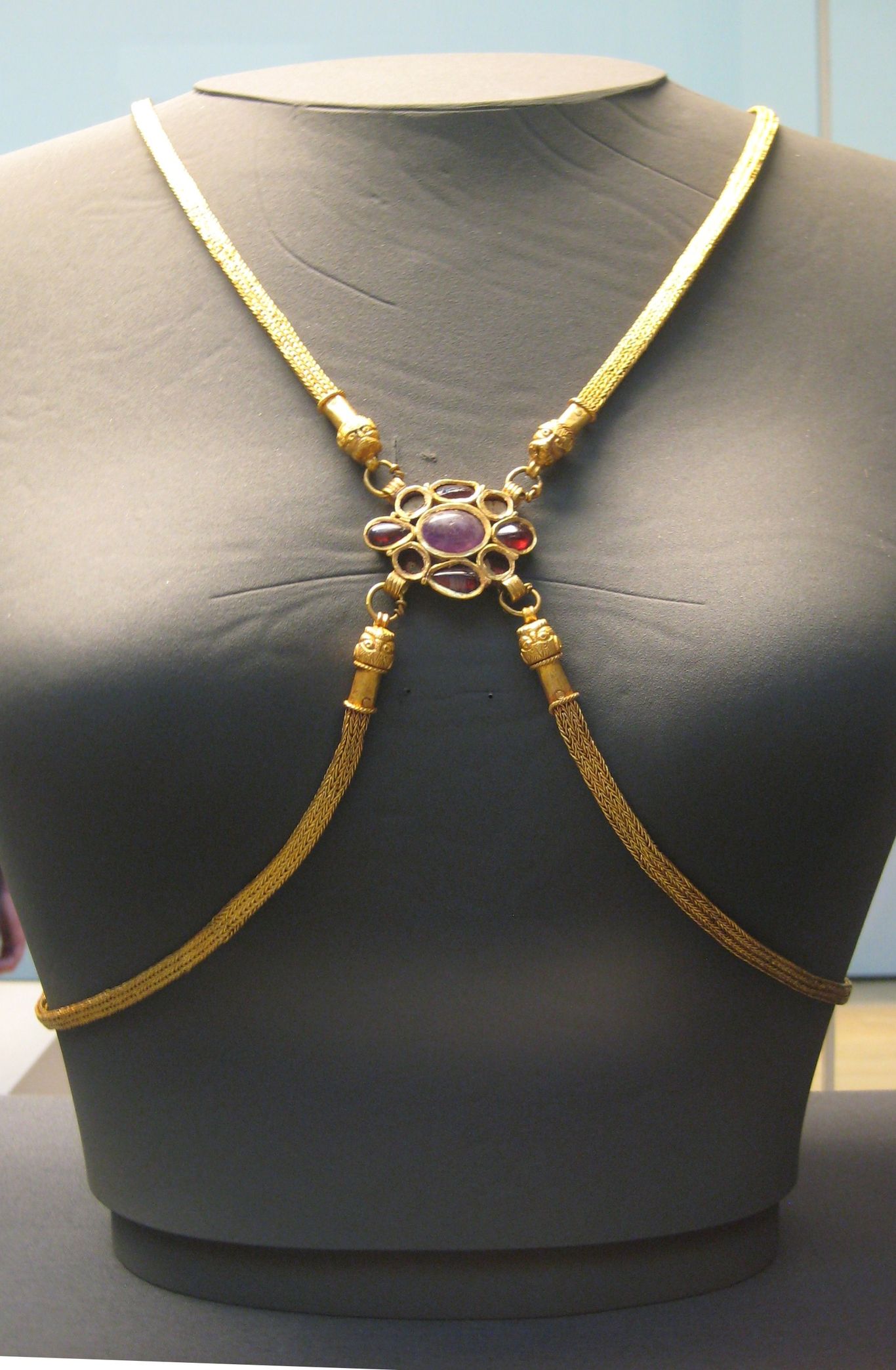 Chains — Erica Weiner