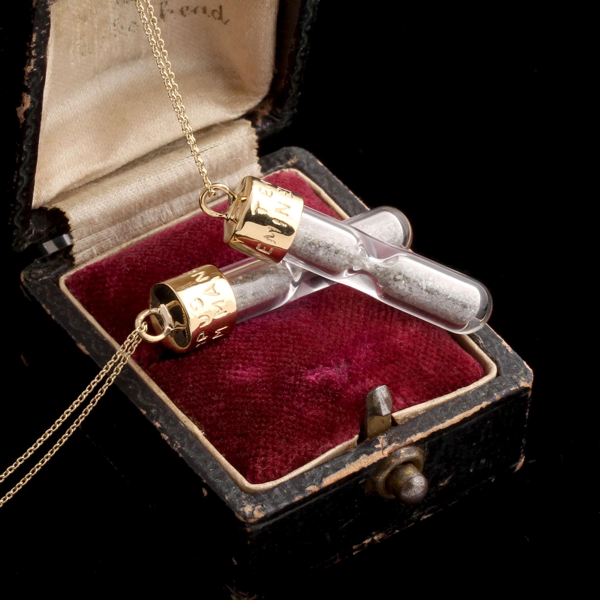 Diamond Dust Hourglass Necklace — Erica Weiner