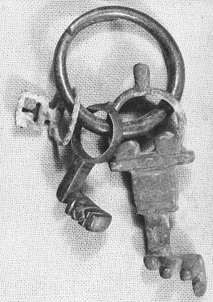 Victorian Carnelian Concealed Key Ring — Erica Weiner