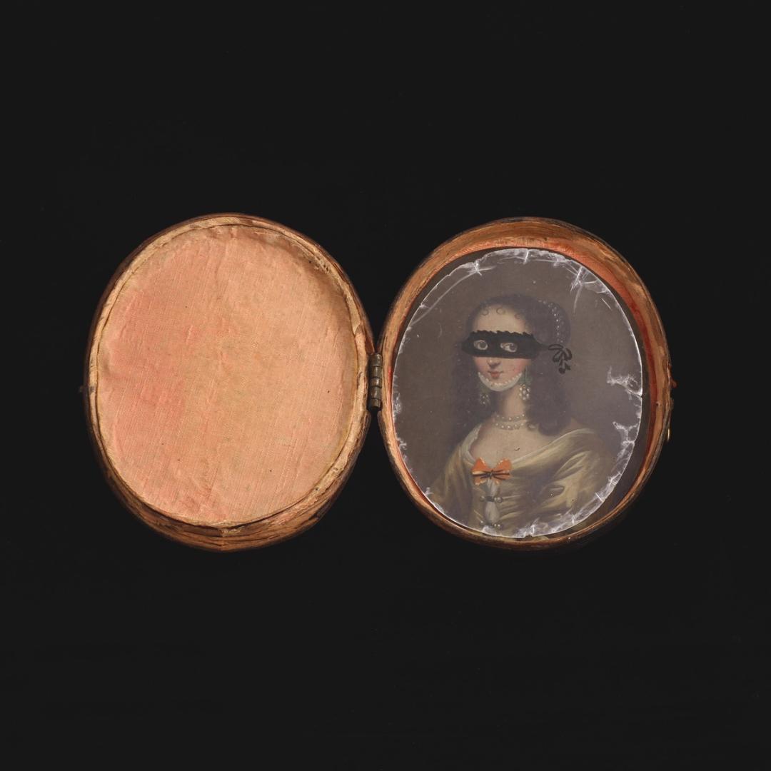 Stuart Portrait Miniature with Painted Mica Lenses — Erica Weiner