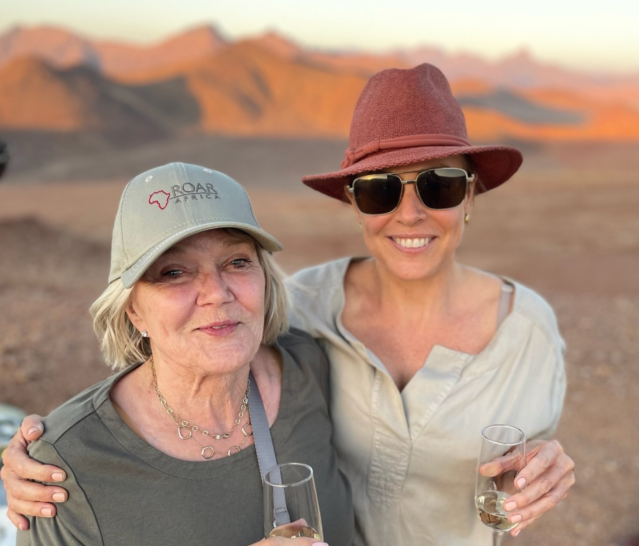 Luxury Uganda Safaris, Tours & Packages | ROAR AFRICA