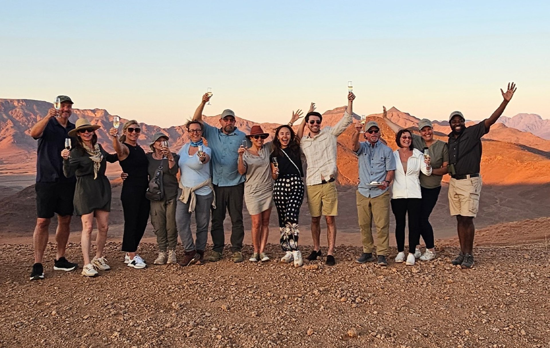 About Us | Luxury Safaris | ROAR AFRICA