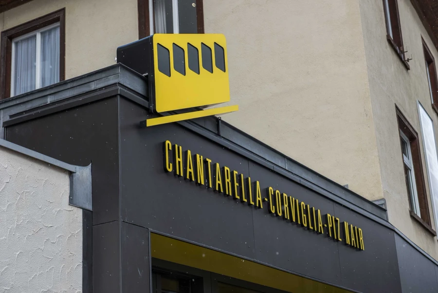 St. Moritz Dorf-Chantarella Talstation