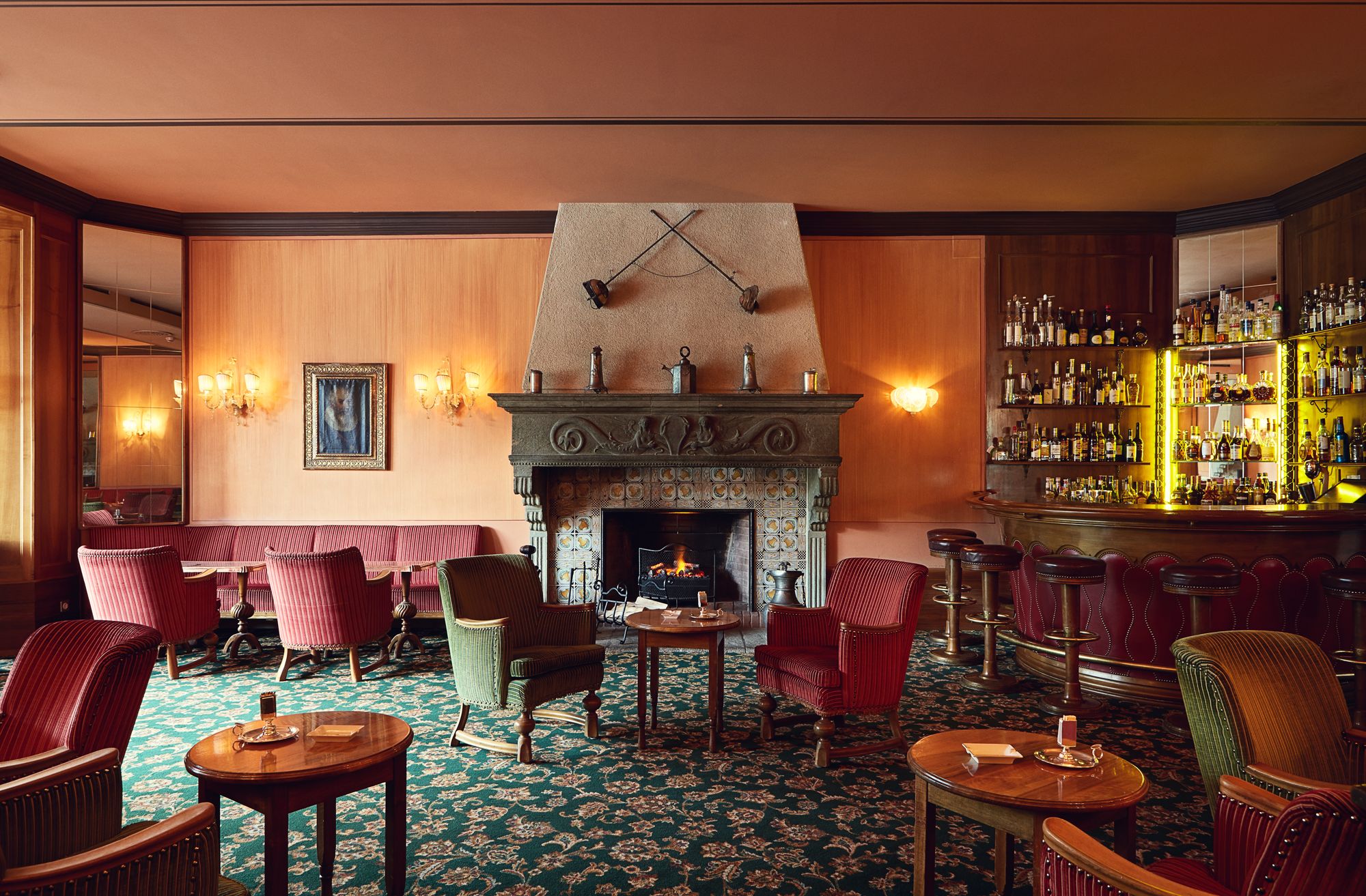 Renaissance Bar