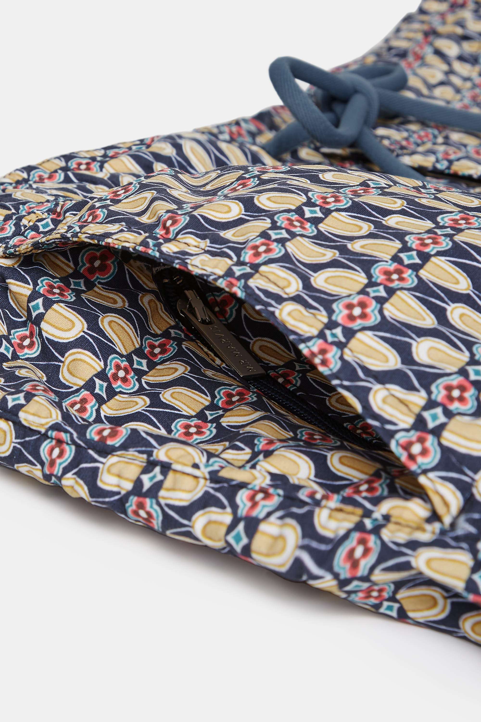 MR MARVIS | MR MARVIS