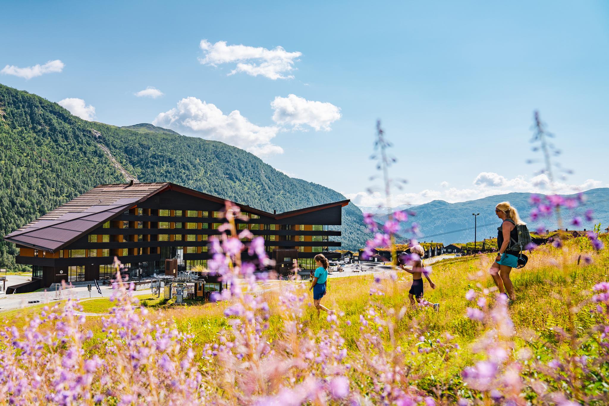 10 flotte fjellturer med fjordutsikt | Norway’s best