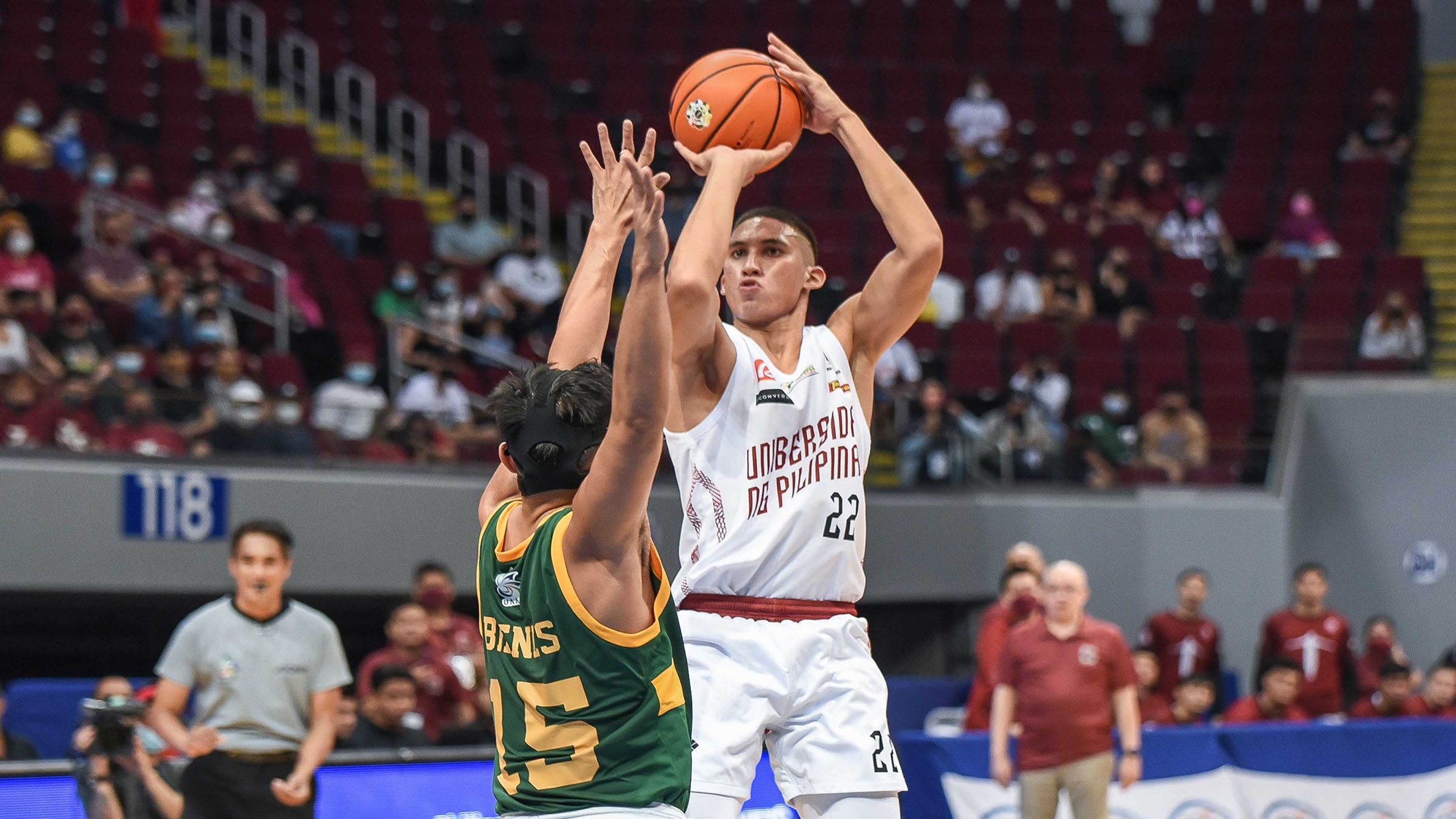 UP's Fighting Maroons on their 7th win of UAAP S84