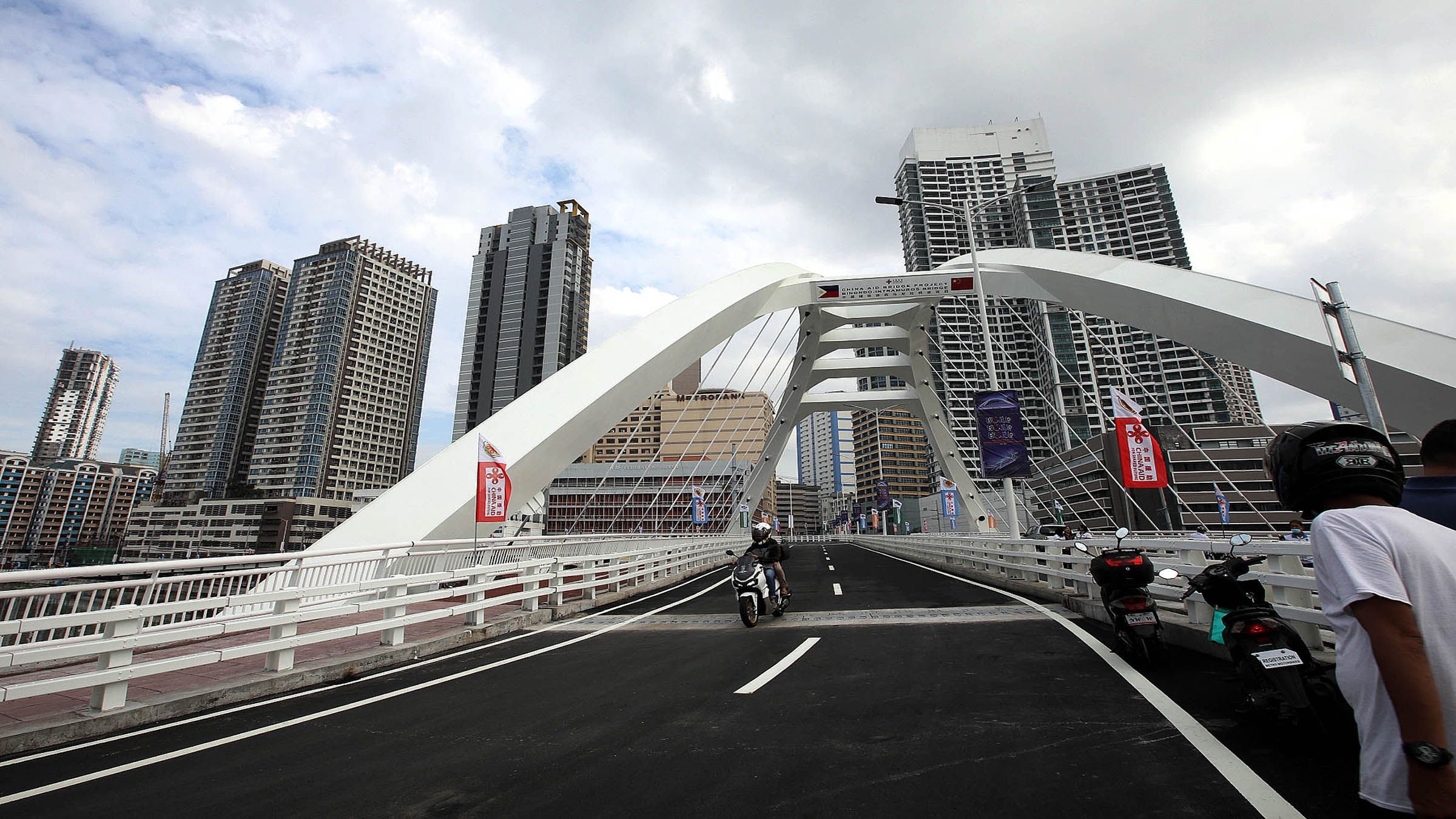 BINONDO-INTRAMUROS FRIENDSHIP BRIDGE