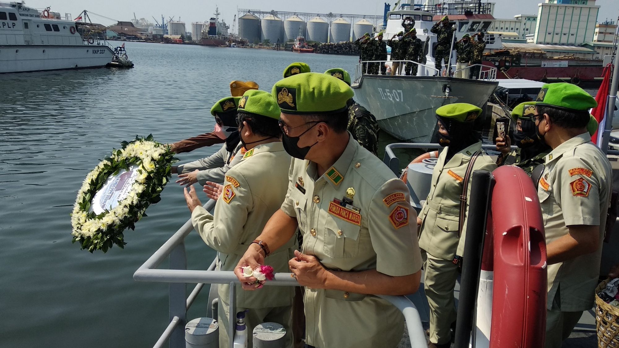 Eerie premonition as video shows crew of ill-fated Indonesian submarine ...