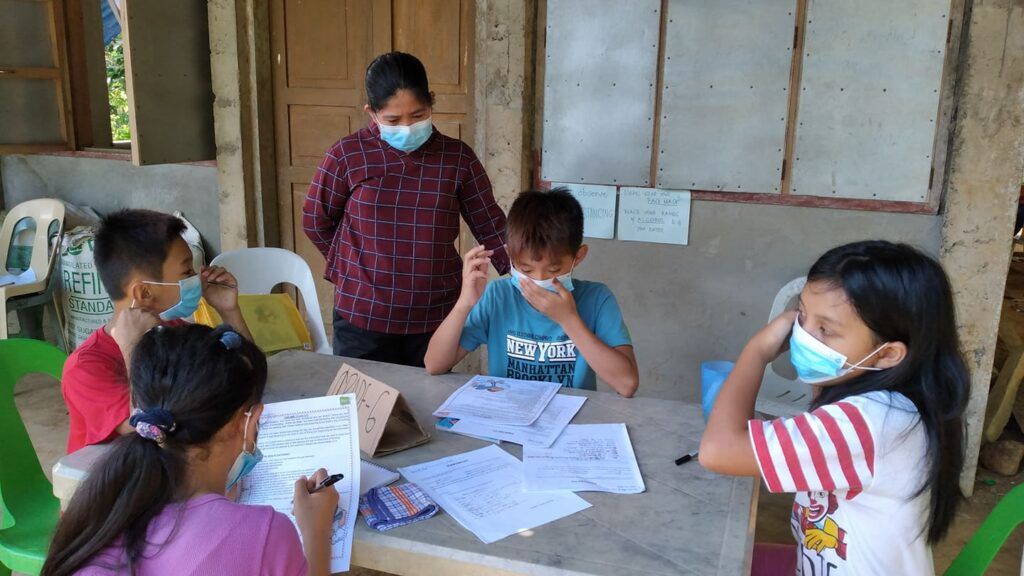 4-M Pinoy kids drop out in 2020