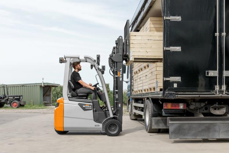 Machines / STILL RCE 15-20 | Hesselberg