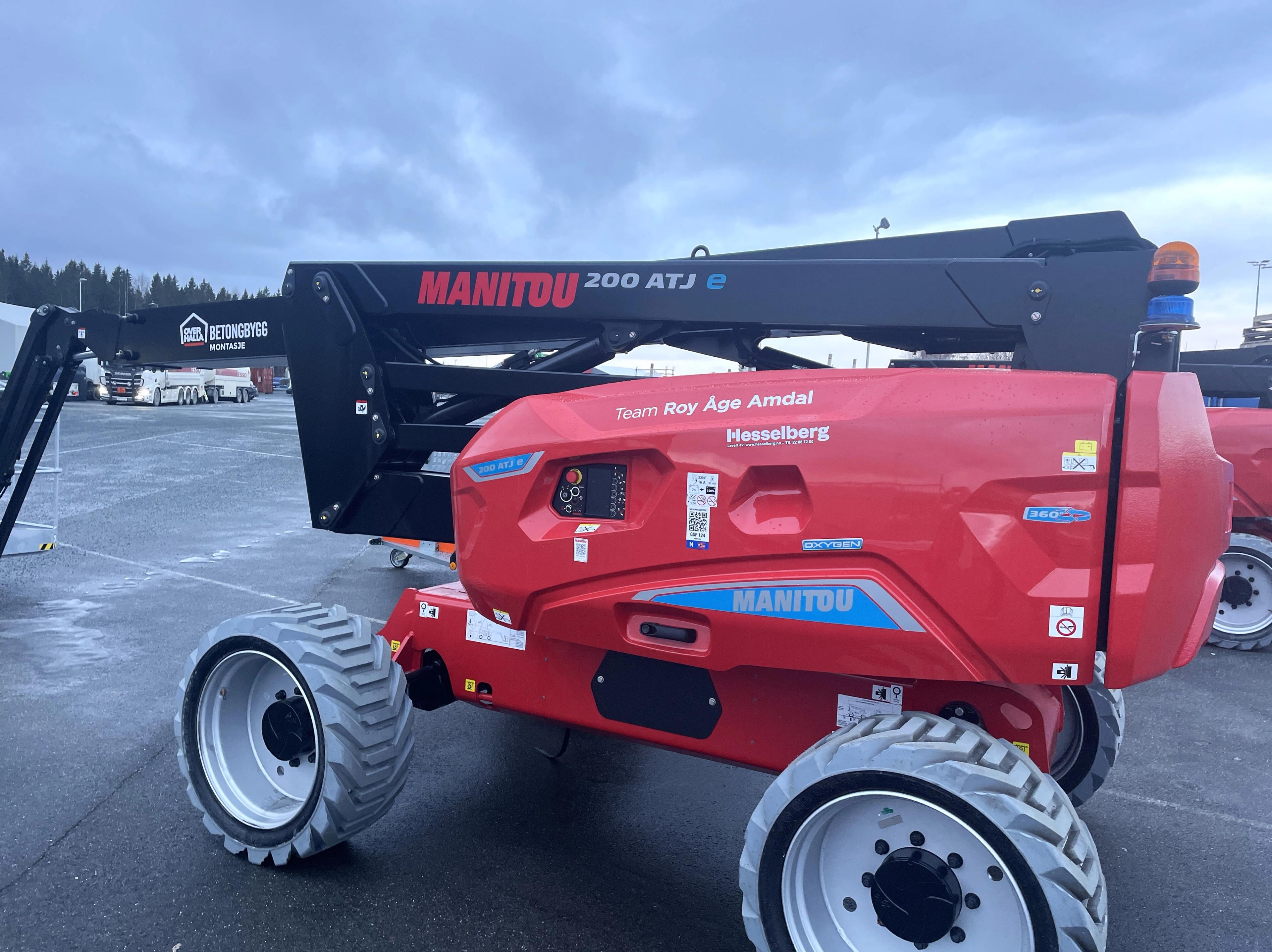 Seks nye Manitou lifter levert til oppdrettsprosjekt og klare for ...