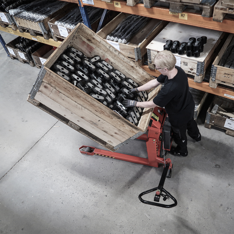 Machines / Logitrans Tilt | Hesselberg